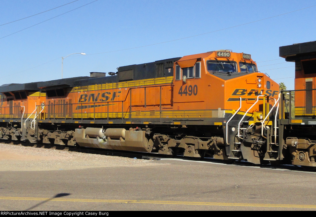 BNSF 4490